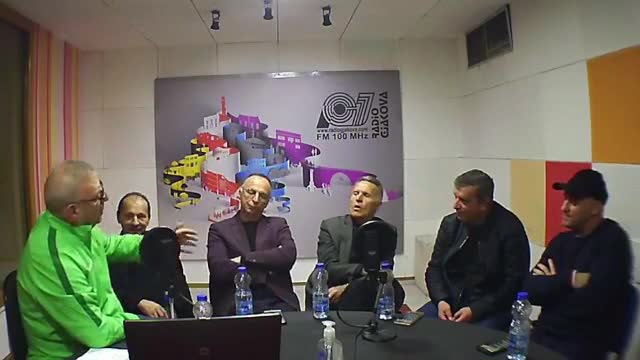 Futbolli i vogël ndër vite,të ftuar Mahmut Rizvanolli, Arben Rogova ... Futbolli i vogël ndër vite,të ftuar Mahmut Rizvanolli, Arben Rogova ...